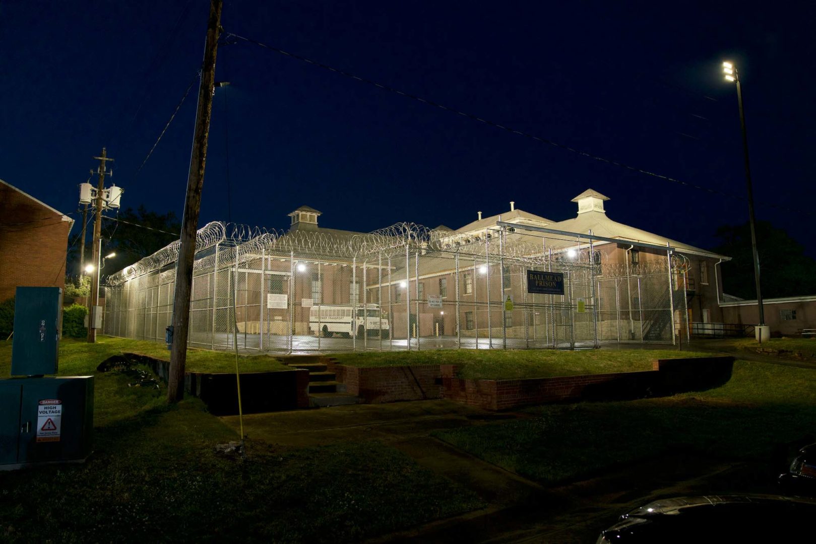 Step Into Tyler Perry's $250 Million Dollar Studio That Looks Just Like ...